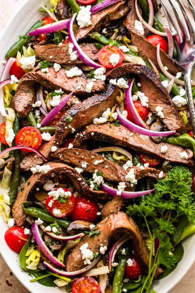 Steak Salad Recipe with Spinach & Mushrooms | Easy Weeknight Recipes