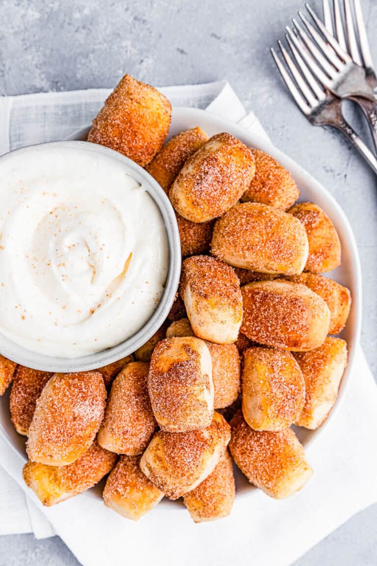 Homemade Cinnamon Sugar Pretzel Bites | Easy Weeknight Recipes