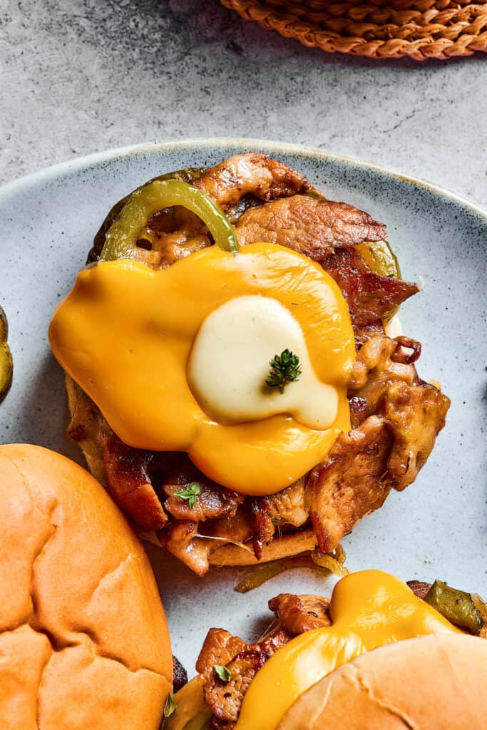 Philly Cheesesteak Burger | Easy Weeknight Recipes