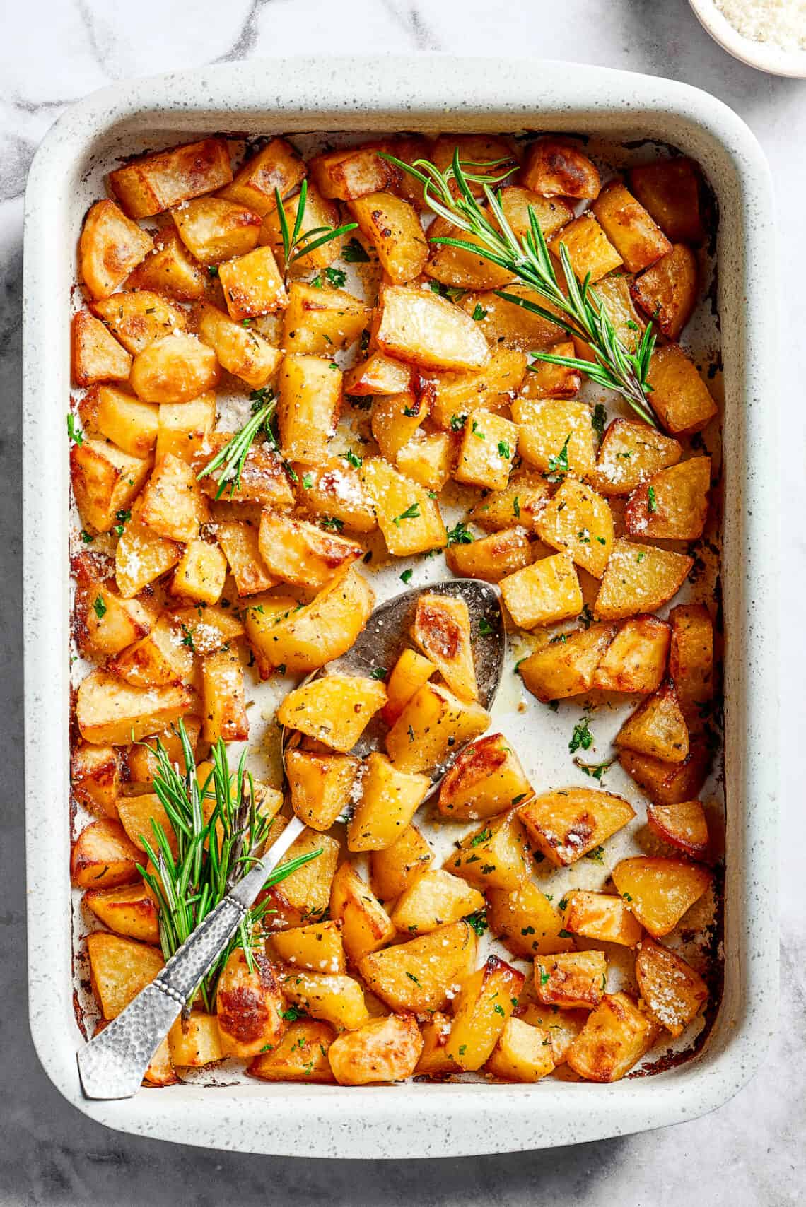 Easy Oven Roasted Potatoes | Easy Weeknight Recipes