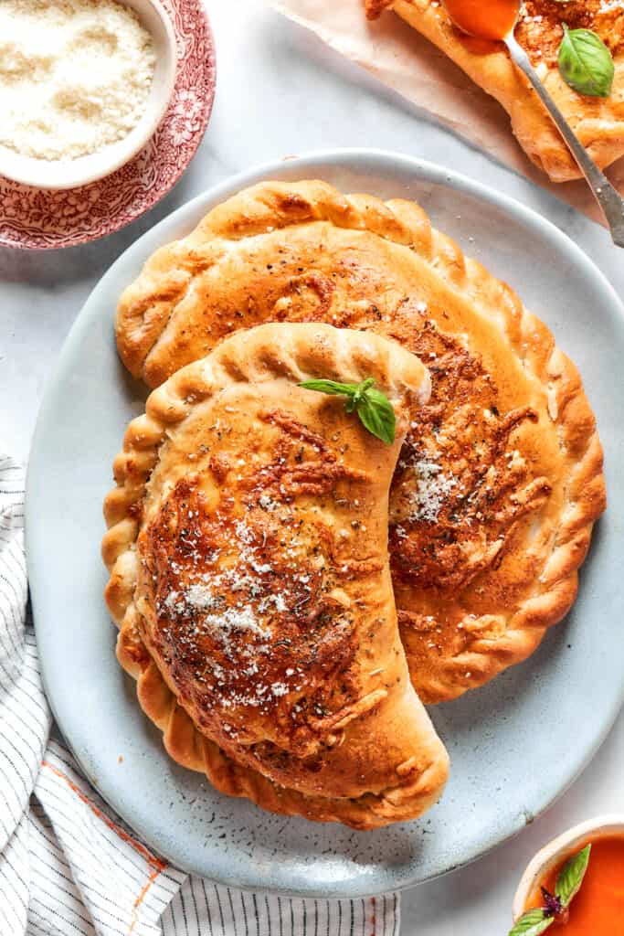 Easy Calzone Recipe | Easy Weeknight Recipes