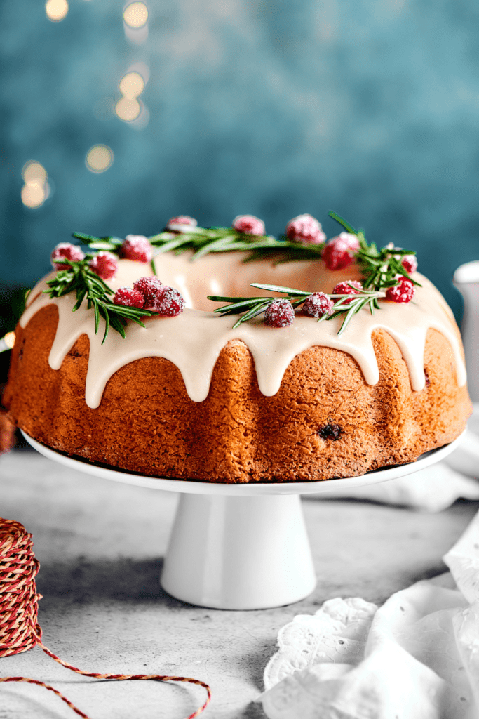 Christmas Cranberry Pound Cake | Easy Weeknight Recipes