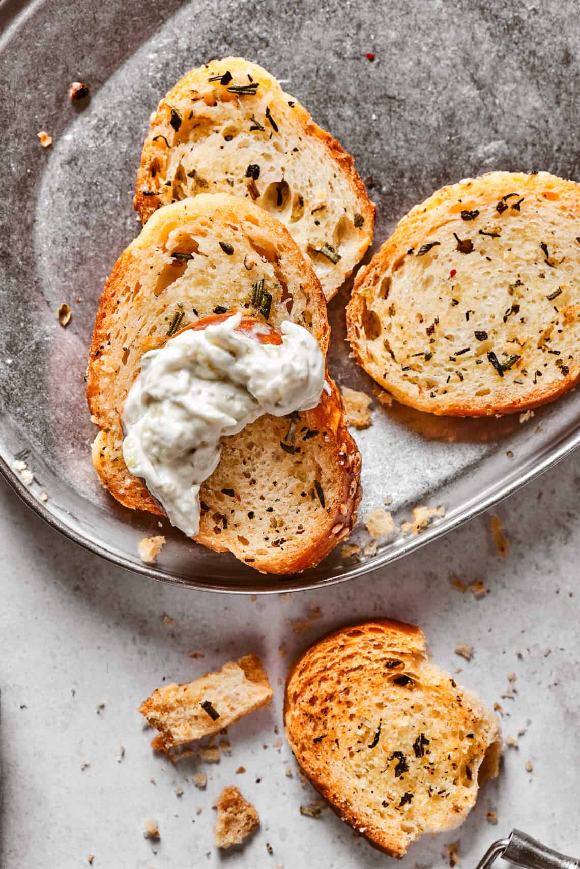 Homemade Bagel Chips | Easy Weeknight Recipes