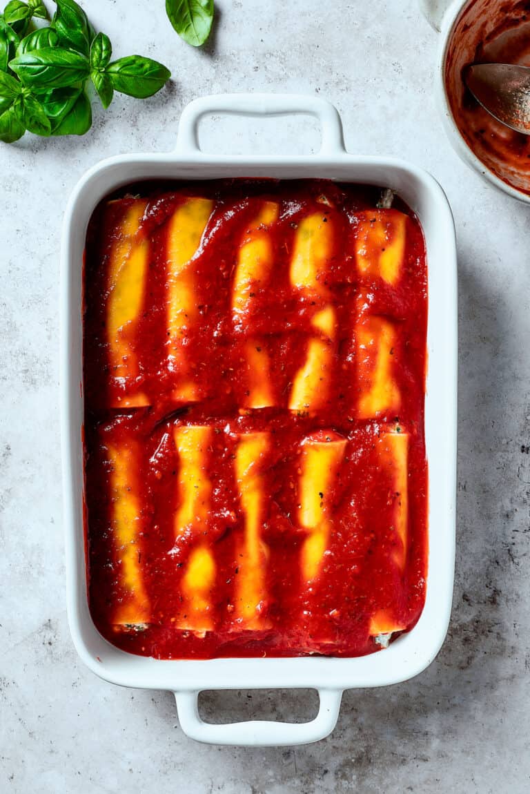 Cheesy Spinach Stuffed Manicotti | Easy Weeknight Recipes