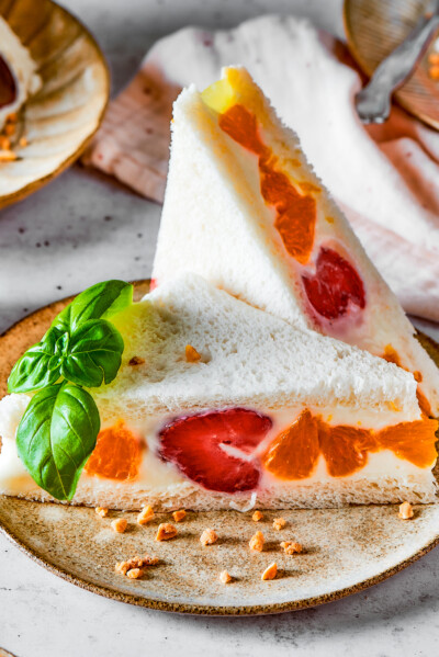 Fruit Sando (Japanese Fruit Sandwich) | Easy Weeknight Recipes