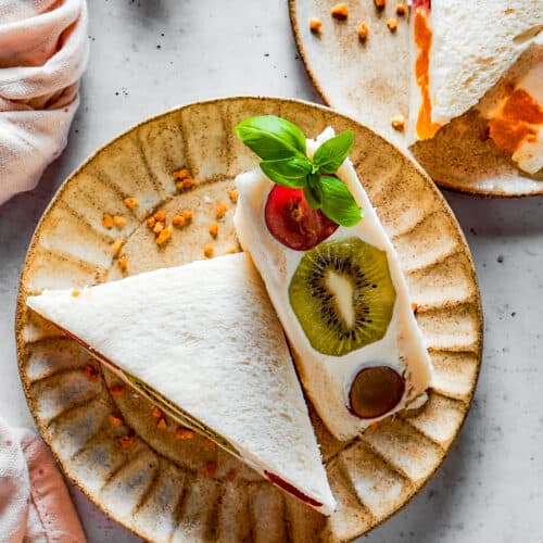 Fruit Sando (Japanese Fruit Sandwich) | Easy Weeknight Recipes