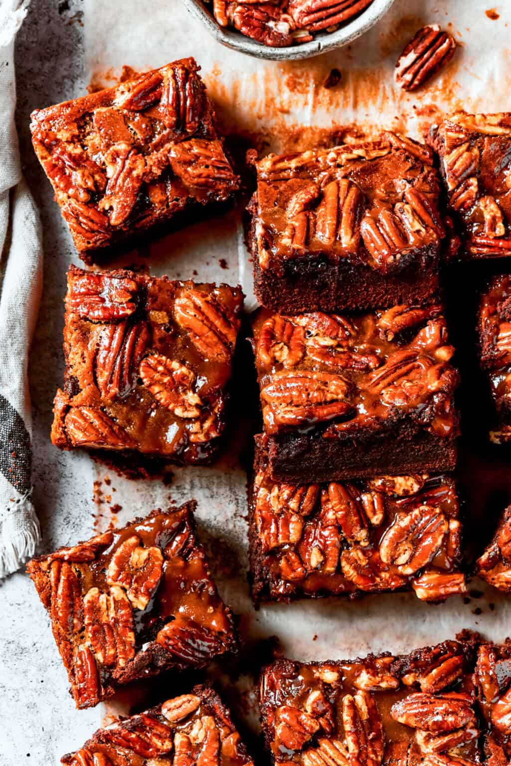 Pecan Pie Brownies | Easy Weeknight Recipes