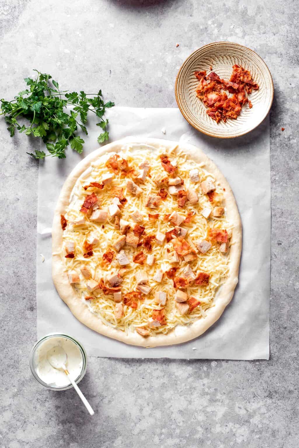 Chicken Bacon Ranch Pizza | Easy Weeknight Recipes